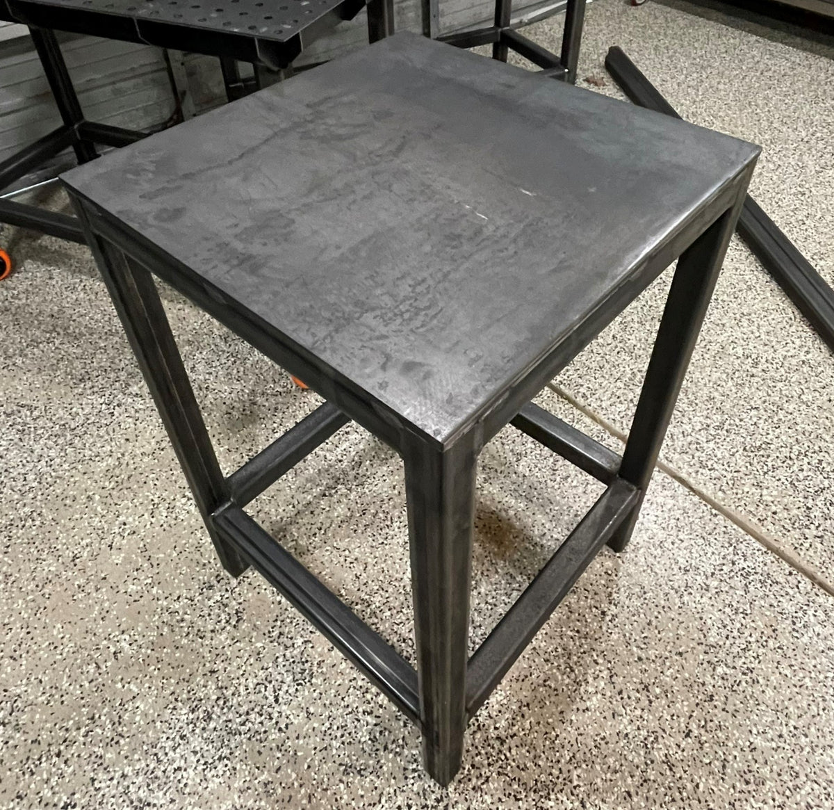 24X24-1/2 Solid Top – Pro Tables Direct